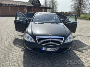 Melns Mercedes-Benz S 320 2009 Saldus, ar dzinēja tilpumu 3.00 L un nobraukumu 347 tūkst. km par 8500 €, foto 7 vietnē AUTOMOTO.COM.LV