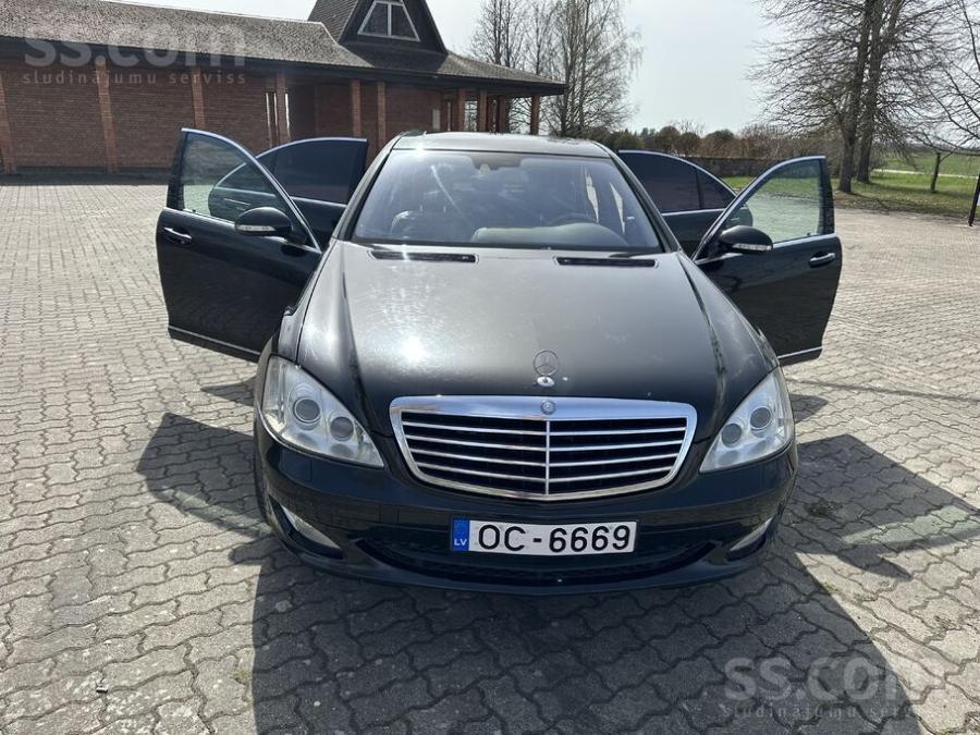 Melns Mercedes-Benz S 320 2009 Saldus, ar dzinēja tilpumu 3.00 L un nobraukumu 347 tūkst. km par 8500 €, foto 7 vietnē AUTOMOTO.COM.LV