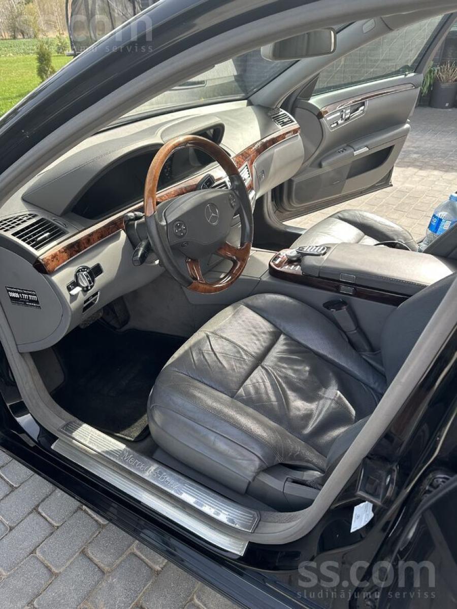 Melns Mercedes-Benz S 320 2009 Saldus, ar dzinēja tilpumu 3.00 L un nobraukumu 347 tūkst. km par 8500 €, foto 12 vietnē AUTOMOTO.COM.LV