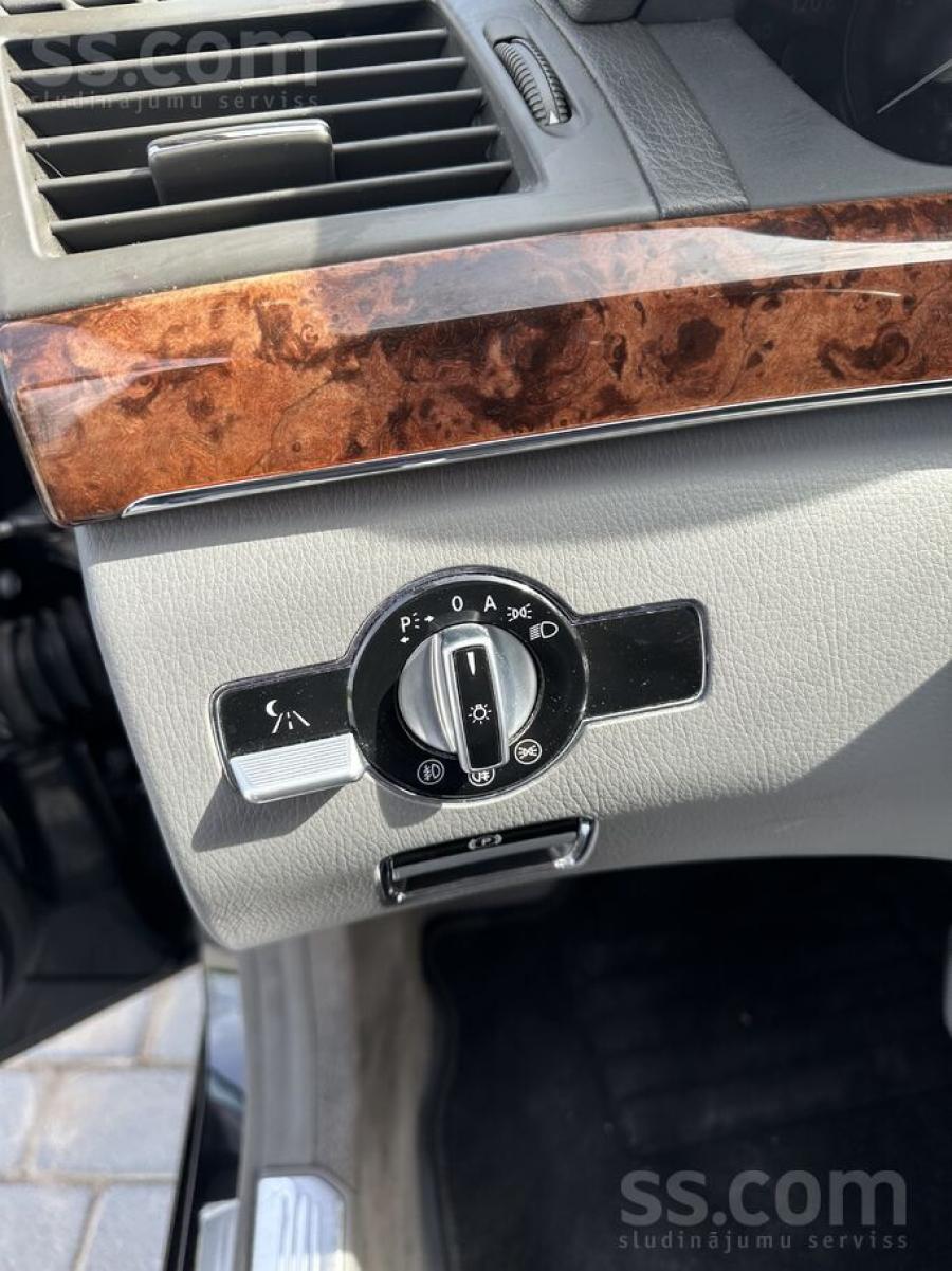 Melns Mercedes-Benz S 320 2009 Saldus, ar dzinēja tilpumu 3.00 L un nobraukumu 347 tūkst. km par 8500 €, foto 19 vietnē AUTOMOTO.COM.LV