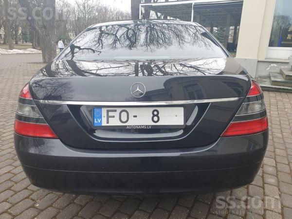 Black Mercedes-Benz S 320 2009 in Riga, with an engine capacity of 3.00 L and mileage of 164 thousand km for 13900 €, photo 5 on AUTOMOTO.COM.LV
