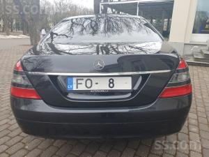 Черный Мерседес С 320 2009 в Рига, объемом двигателя 3.00 л и пробегом 164 тыс. км за 13900 €, фото 6 на AUTOMOTO.COM.LV