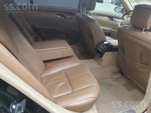 Черный Мерседес С 320 2009 в Рига, объемом двигателя 3.00 л и пробегом 164 тыс. км за 13900 €, фото 9 на AUTOMOTO.COM.LV