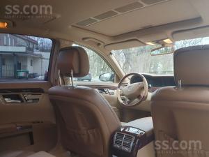 Черный Мерседес С 320 2009 в Рига, объемом двигателя 3.00 л и пробегом 164 тыс. км за 13900 €, фото 10 на AUTOMOTO.COM.LV
