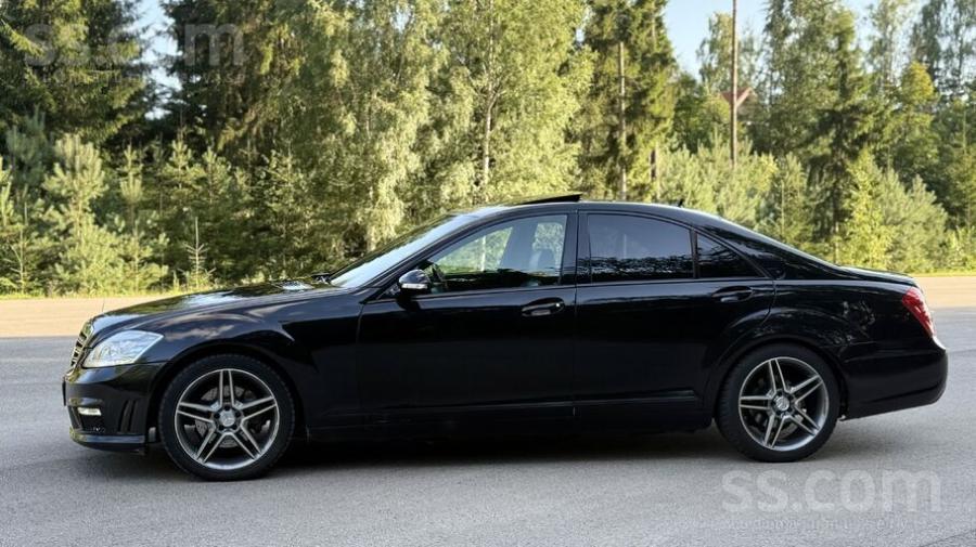 Черный Мерседес С 320 2009 в Мадона, объемом двигателя 3.00 л и пробегом 433 тыс. км за 6650 €, фото 3 на AUTOMOTO.COM.LV