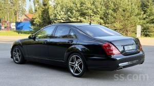 Черный Мерседес С 320 2009 в Мадона, объемом двигателя 3.00 л и пробегом 433 тыс. км за 6650 €, фото 4 на AUTOMOTO.COM.LV