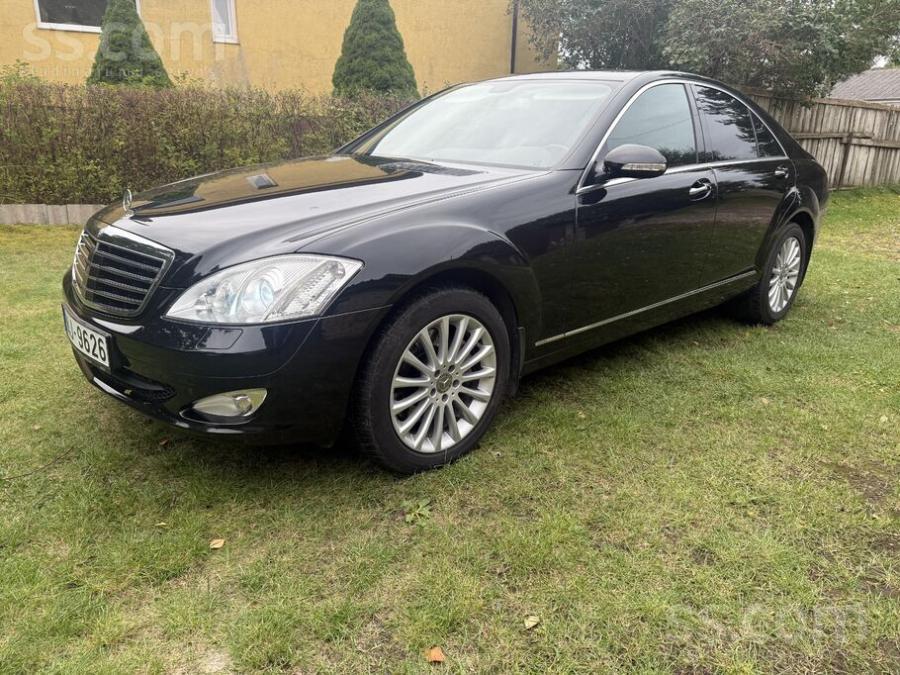 Melns Mercedes-Benz S 320 2009 Liepāja, ar dzinēja tilpumu 3.00 L un nobraukumu 234 tūkst. km par 6999 €, foto 3 vietnē AUTOMOTO.COM.LV