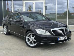 Black Mercedes-Benz S 320 2012 in Vilnius, with an engine capacity of 0.00 L and mileage of 335 thousand km for 10000 €, photo  on AUTOMOTO.COM.LV