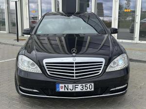 Melns Mercedes-Benz S 320 2012 Viļņa, ar dzinēja tilpumu 0.00 L un nobraukumu 335 tūkst. km par 10000 €, foto 3 vietnē AUTOMOTO.COM.LV