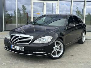 Melns Mercedes-Benz S 320 2012 Viļņa, ar dzinēja tilpumu 0.00 L un nobraukumu 335 tūkst. km par 10000 €, foto 4 vietnē AUTOMOTO.COM.LV