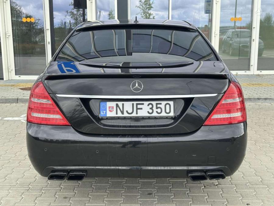 Melns Mercedes-Benz S 320 2012 Viļņa, ar dzinēja tilpumu 0.00 L un nobraukumu 335 tūkst. km par 10000 €, foto 6 vietnē AUTOMOTO.COM.LV