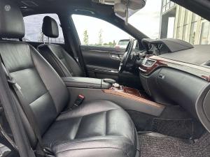 Melns Mercedes-Benz S 320 2012 Viļņa, ar dzinēja tilpumu 0.00 L un nobraukumu 335 tūkst. km par 10000 €, foto 13 vietnē AUTOMOTO.COM.LV