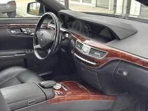 Melns Mercedes-Benz S 320 2012 Viļņa, ar dzinēja tilpumu 0.00 L un nobraukumu 335 tūkst. km par 10000 €, foto 14 vietnē AUTOMOTO.COM.LV