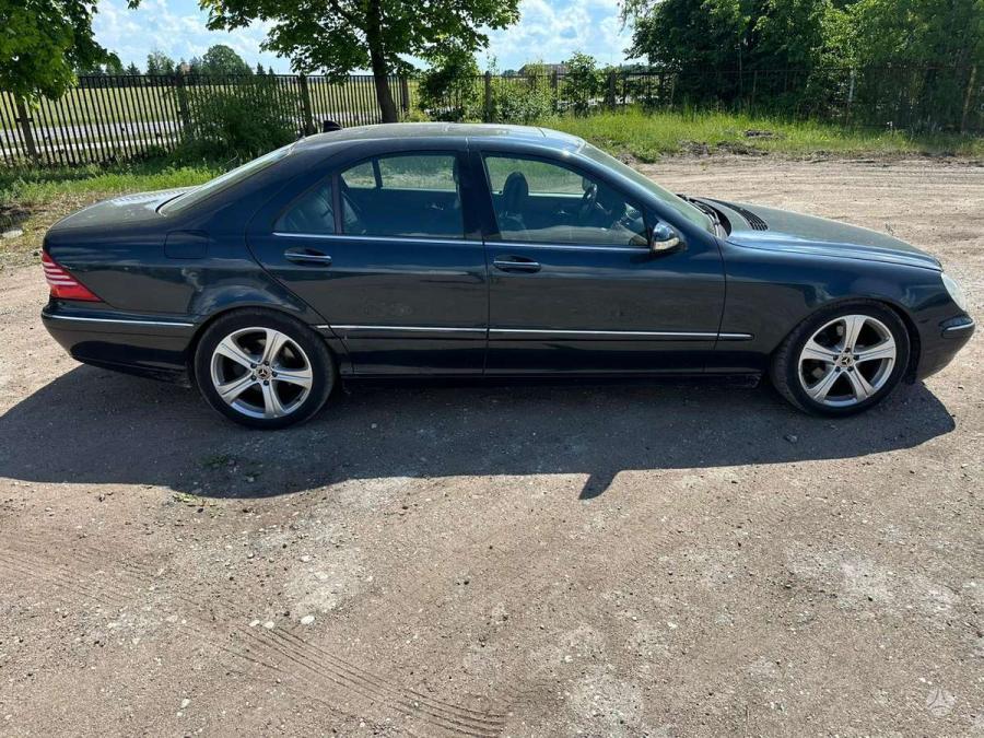 Blue Mercedes-Benz S 320 1999 in Jurbarkas, with an engine capacity of 3.20 L and mileage of 200 thousand km for 1799 €, photo 6 on AUTOMOTO.COM.LV