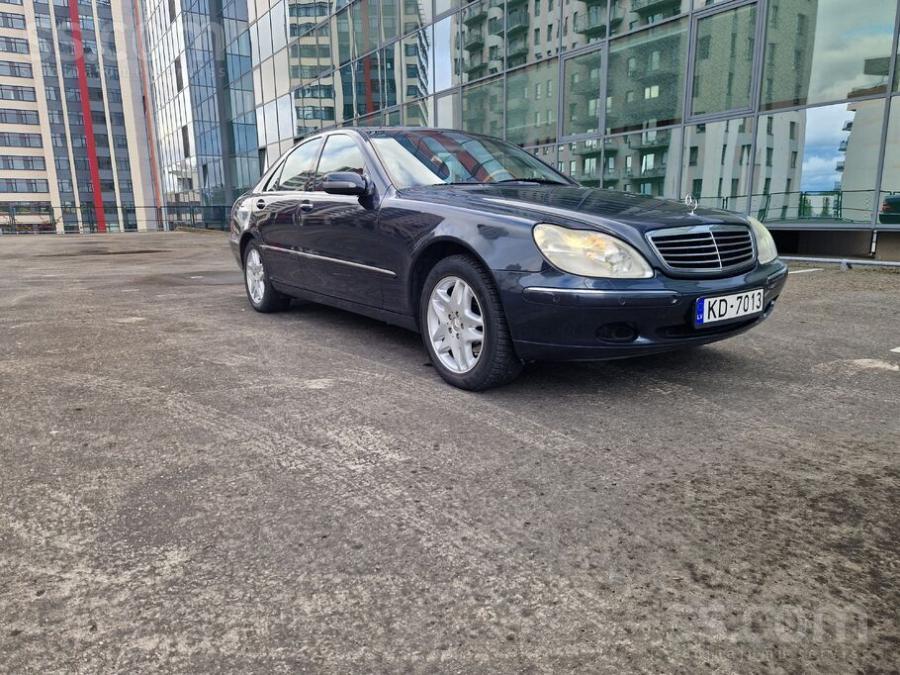 Zils Mercedes-Benz S 320 1999 Rīga, ar dzinēja tilpumu 3.20 L un nobraukumu 195 tūkst. km par 4200 €, foto 3 vietnē AUTOMOTO.COM.LV