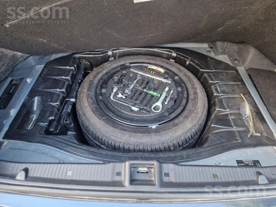 Zils Mercedes-Benz S 320 1999 Rīga, ar dzinēja tilpumu 3.20 L un nobraukumu 195 tūkst. km par 4200 €, foto 12 vietnē AUTOMOTO.COM.LV