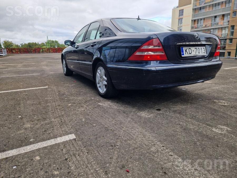 Zils Mercedes-Benz S 320 1999 Rīga, ar dzinēja tilpumu 3.20 L un nobraukumu 195 tūkst. km par 4200 €, foto 14 vietnē AUTOMOTO.COM.LV