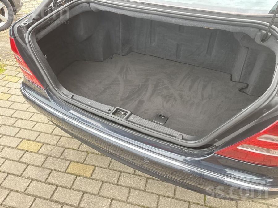 Zils Mercedes-Benz S 320 2002 Talsi, ar dzinēja tilpumu 3.20 L un nobraukumu 273 tūkst. km par 3695 €, foto 13 vietnē AUTOMOTO.COM.LV