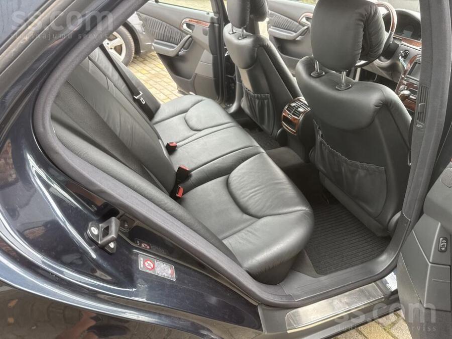 Zils Mercedes-Benz S 320 2002 Talsi, ar dzinēja tilpumu 3.20 L un nobraukumu 273 tūkst. km par 3695 €, foto 15 vietnē AUTOMOTO.COM.LV