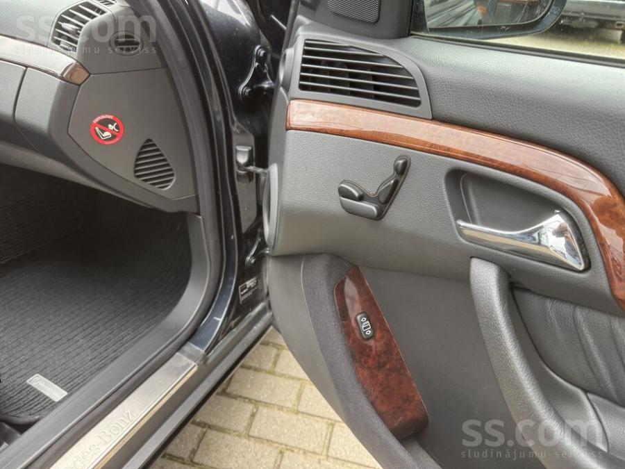 Zils Mercedes-Benz S 320 2002 Talsi, ar dzinēja tilpumu 3.20 L un nobraukumu 273 tūkst. km par 3695 €, foto 21 vietnē AUTOMOTO.COM.LV
