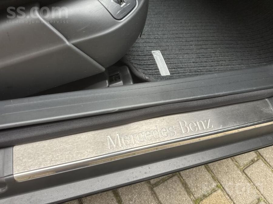 Zils Mercedes-Benz S 320 2002 Talsi, ar dzinēja tilpumu 3.20 L un nobraukumu 273 tūkst. km par 3695 €, foto 22 vietnē AUTOMOTO.COM.LV