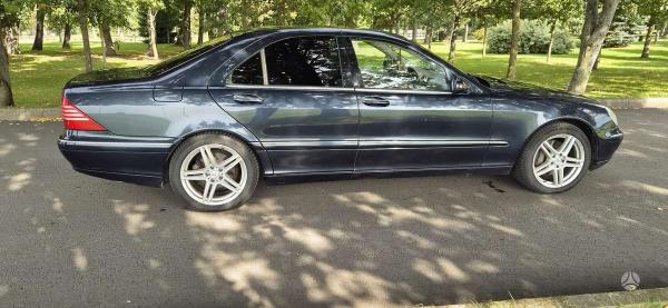 Zils Mercedes-Benz S 320 2003 Lazdijai, ar dzinēja tilpumu 3.22 L un nobraukumu 312 tūkst. km par 2500 €, foto 4 vietnē AUTOMOTO.COM.LV