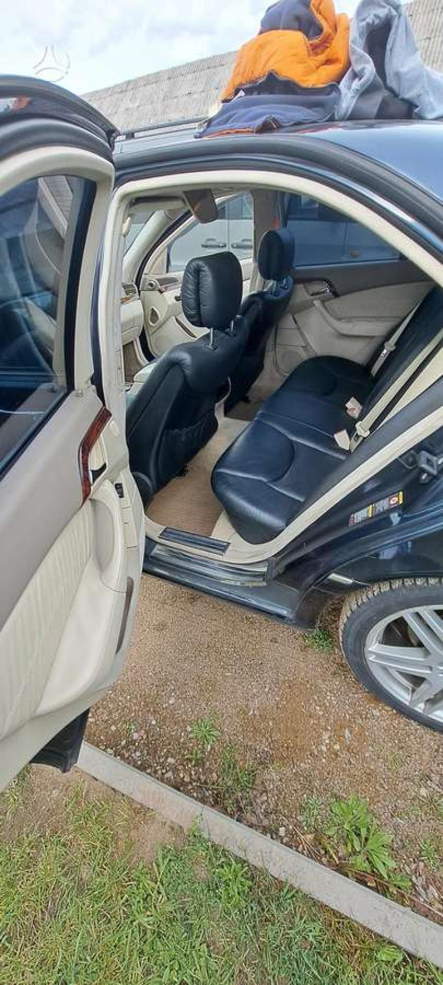 Zils Mercedes-Benz S 320 2003 Lazdijai, ar dzinēja tilpumu 3.22 L un nobraukumu 312 tūkst. km par 2500 €, foto 18 vietnē AUTOMOTO.COM.LV