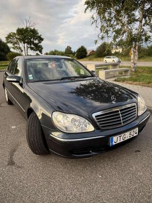 Синий Мерседес С 320 2004 в Клайпеда, объемом двигателя 3.22 л и пробегом 292 тыс. км за 3950 €, фото 1 на AUTOMOTO.COM.LV