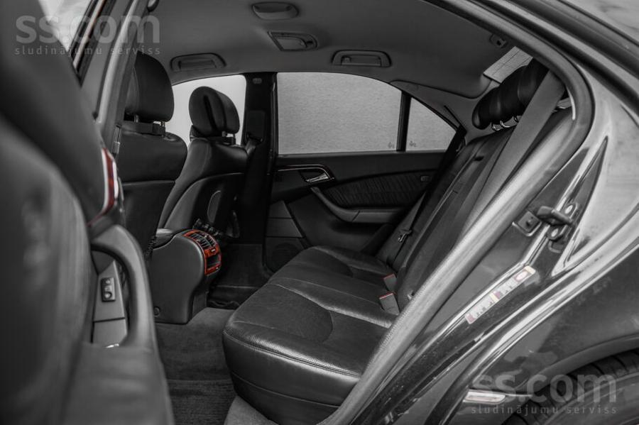 Zils Mercedes-Benz S 320 2005 Rīga, ar dzinēja tilpumu 3.20 L un nobraukumu 351 tūkst. km par 4750 €, foto 11 vietnē AUTOMOTO.COM.LV
