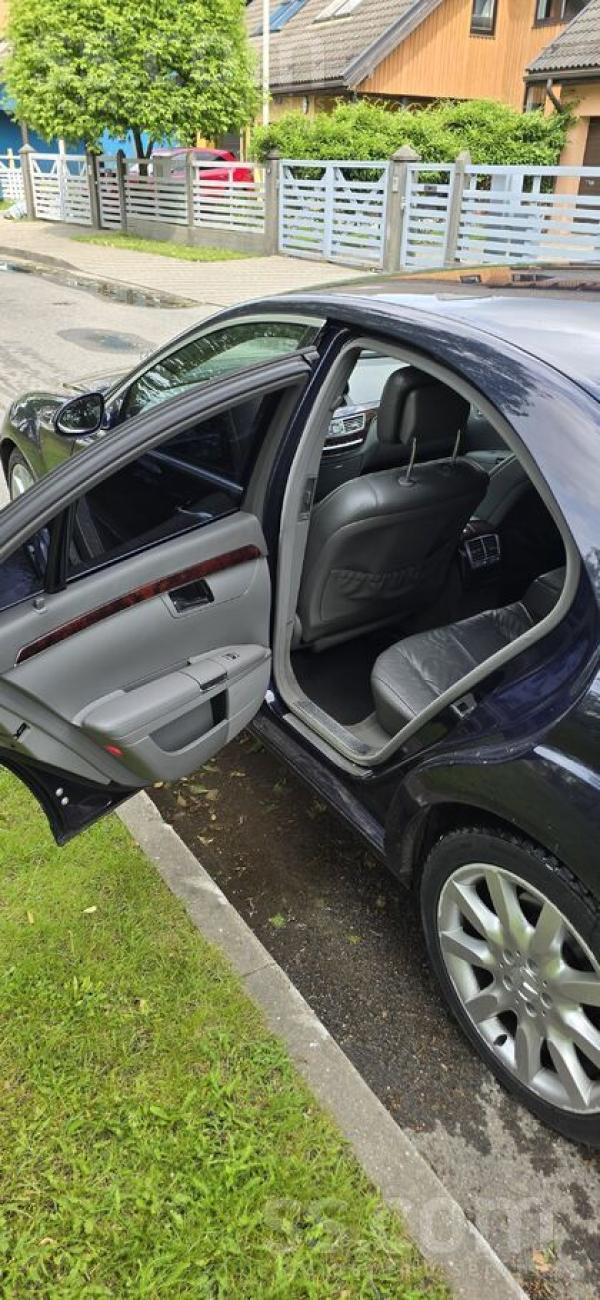 Zils Mercedes-Benz S 320 2007 Rīga, ar dzinēja tilpumu 3.00 L un nobraukumu 290 tūkst. km par 5250 €, foto 5 vietnē AUTOMOTO.COM.LV