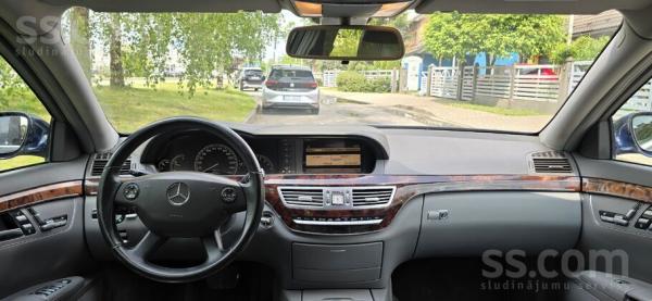 Zils Mercedes-Benz S 320 2007 Rīga, ar dzinēja tilpumu 3.00 L un nobraukumu 290 tūkst. km par 5250 €, foto 7 vietnē AUTOMOTO.COM.LV