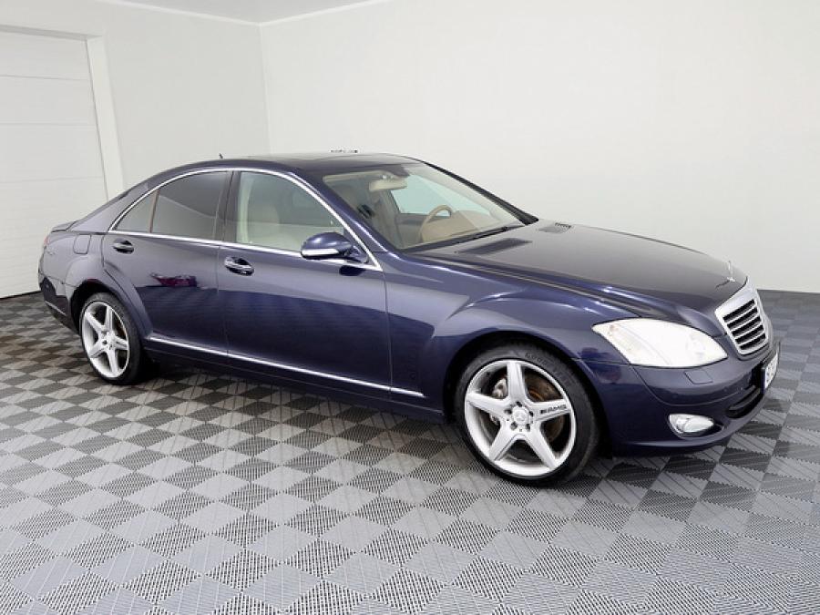 Blue Mercedes-Benz S 320 2007 in Tallinn, with an engine capacity of 3.00 L and mileage of 350 thousand km for 4999 €, photo 1 on AUTOMOTO.COM.LV