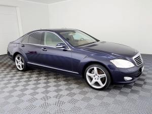 Blue Mercedes-Benz S 320 2007 in Tallinn, with an engine capacity of 3.00 L and mileage of 350 thousand km for 4999 €, photo 10 on AUTOMOTO.COM.LV