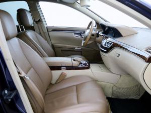 Blue Mercedes-Benz S 320 2007 in Tallinn, with an engine capacity of 3.00 L and mileage of 350 thousand km for 4999 €, photo 15 on AUTOMOTO.COM.LV