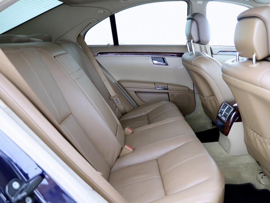 Blue Mercedes-Benz S 320 2007 in Tallinn, with an engine capacity of 3.00 L and mileage of 350 thousand km for 4999 €, photo 16 on AUTOMOTO.COM.LV