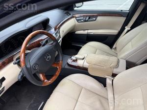 Zils Mercedes-Benz S 320 2007 Rīga, ar dzinēja tilpumu 3.00 L un nobraukumu 0 tūkst. km par 5999 €, foto 12 vietnē AUTOMOTO.COM.LV