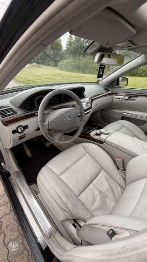 Zils Mercedes-Benz S 320 2009 Kaišiadorys, ar dzinēja tilpumu 2.99 L un nobraukumu 363 tūkst. km par 4999 €, foto 10 vietnē AUTOMOTO.COM.LV