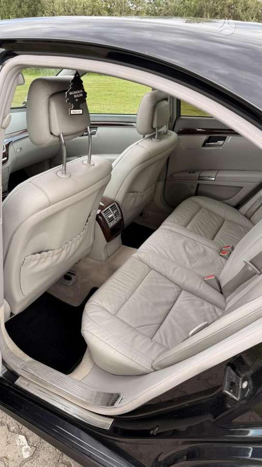 Zils Mercedes-Benz S 320 2009 Kaišiadorys, ar dzinēja tilpumu 2.99 L un nobraukumu 363 tūkst. km par 4999 €, foto 13 vietnē AUTOMOTO.COM.LV