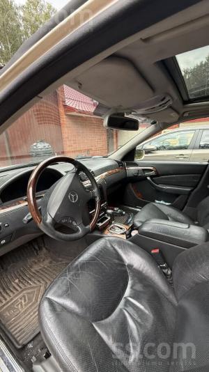 Brown Mercedes-Benz S 320 2003 in Riga, with an engine capacity of 3.20 L and mileage of 490 thousand km for 2500 €, photo 7 on AUTOMOTO.COM.LV