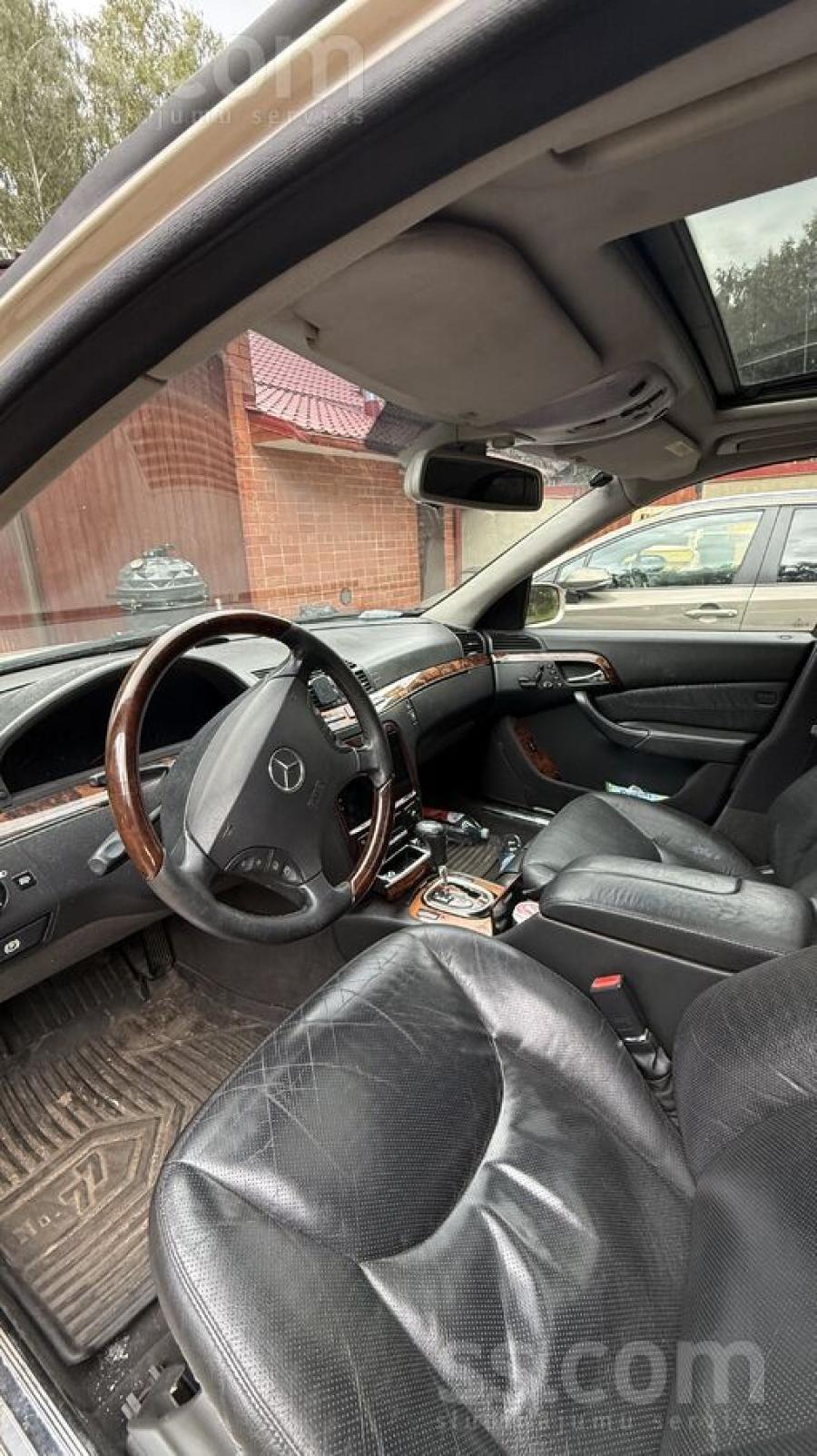 Brown Mercedes-Benz S 320 2003 in Riga, with an engine capacity of 3.20 L and mileage of 490 thousand km for 2500 €, photo 7 on AUTOMOTO.COM.LV