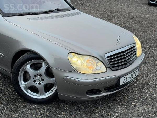 Brown Mercedes-Benz S 320 2004 in Riga, with an engine capacity of 3.20 L and mileage of 0 thousand km for 4490 €, photo 9 on AUTOMOTO.COM.LV
