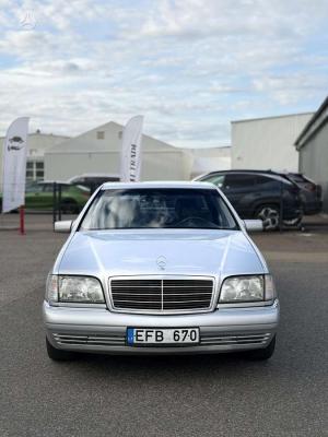 Grey Mercedes-Benz S 320 1997 in Vilnius, with an engine capacity of 3.20 L and mileage of 248 thousand km for 5250 €, photo 4 on AUTOMOTO.COM.LV