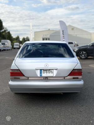 Grey Mercedes-Benz S 320 1997 in Vilnius, with an engine capacity of 3.20 L and mileage of 248 thousand km for 5250 €, photo 7 on AUTOMOTO.COM.LV