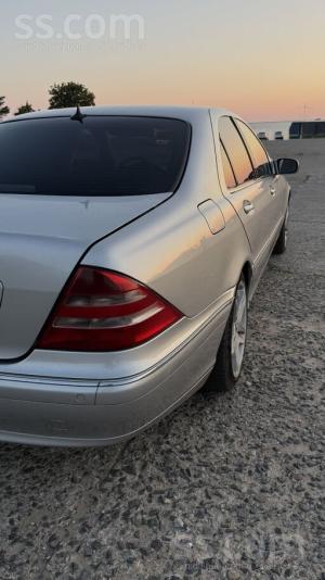 Pelēks Mercedes-Benz S 320 2000 Liepāja, ar dzinēja tilpumu 3.20 L un nobraukumu 453 tūkst. km par 3500 €, foto 6 vietnē AUTOMOTO.COM.LV