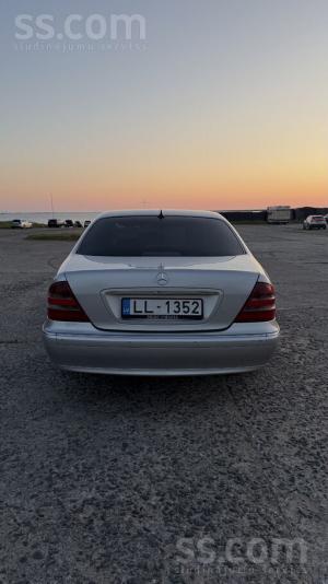 Pelēks Mercedes-Benz S 320 2000 Liepāja, ar dzinēja tilpumu 3.20 L un nobraukumu 453 tūkst. km par 3500 €, foto 7 vietnē AUTOMOTO.COM.LV