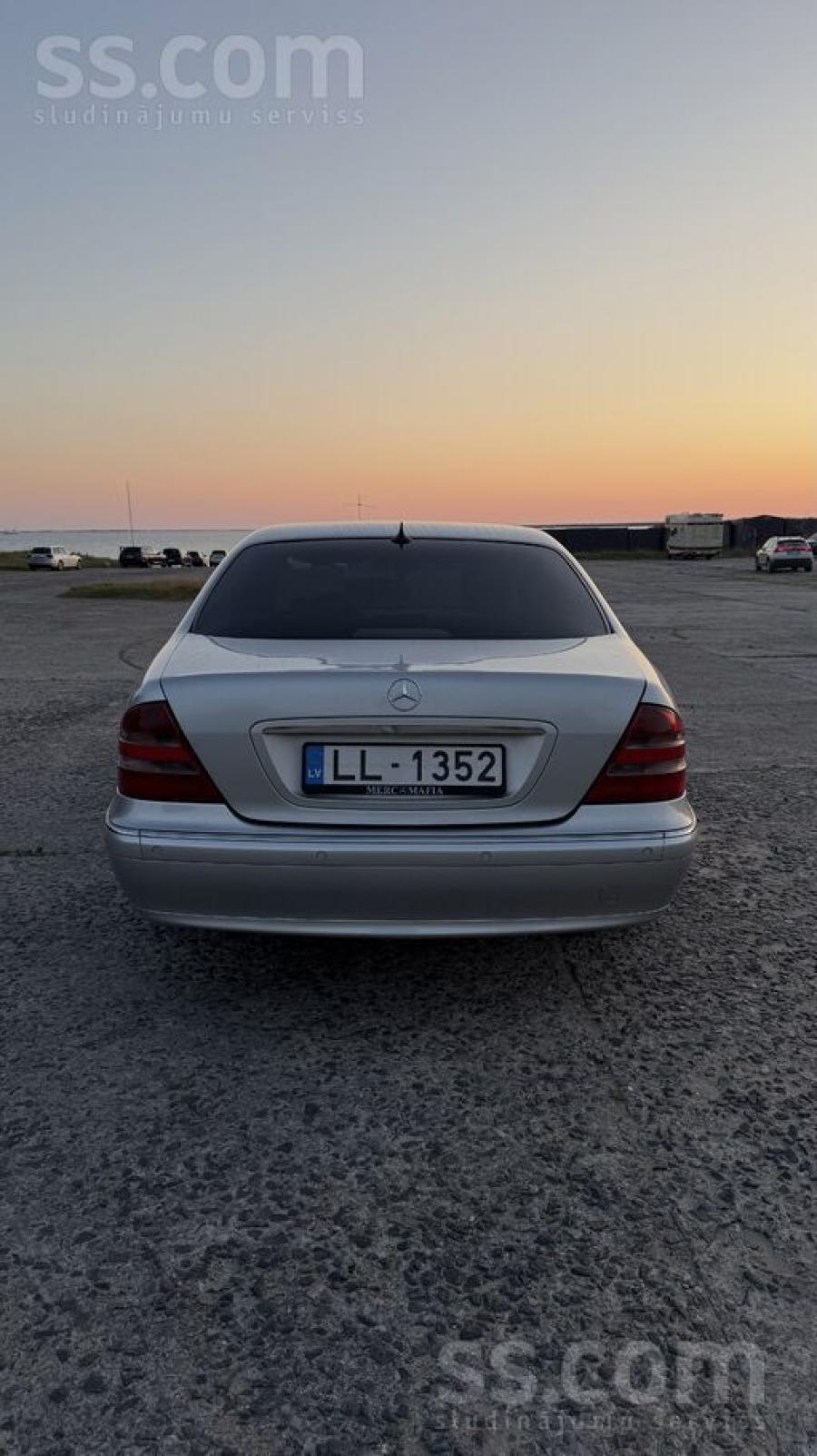 Pelēks Mercedes-Benz S 320 2000 Liepāja, ar dzinēja tilpumu 3.20 L un nobraukumu 453 tūkst. km par 3500 €, foto 7 vietnē AUTOMOTO.COM.LV