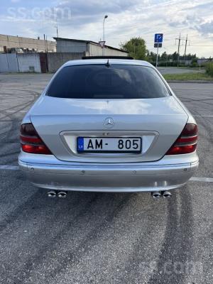 Grey Mercedes-Benz S 320 2001 in Daugavpils, with an engine capacity of 3.20 L and mileage of 307 thousand km for 3950 €, photo 6 on AUTOMOTO.COM.LV