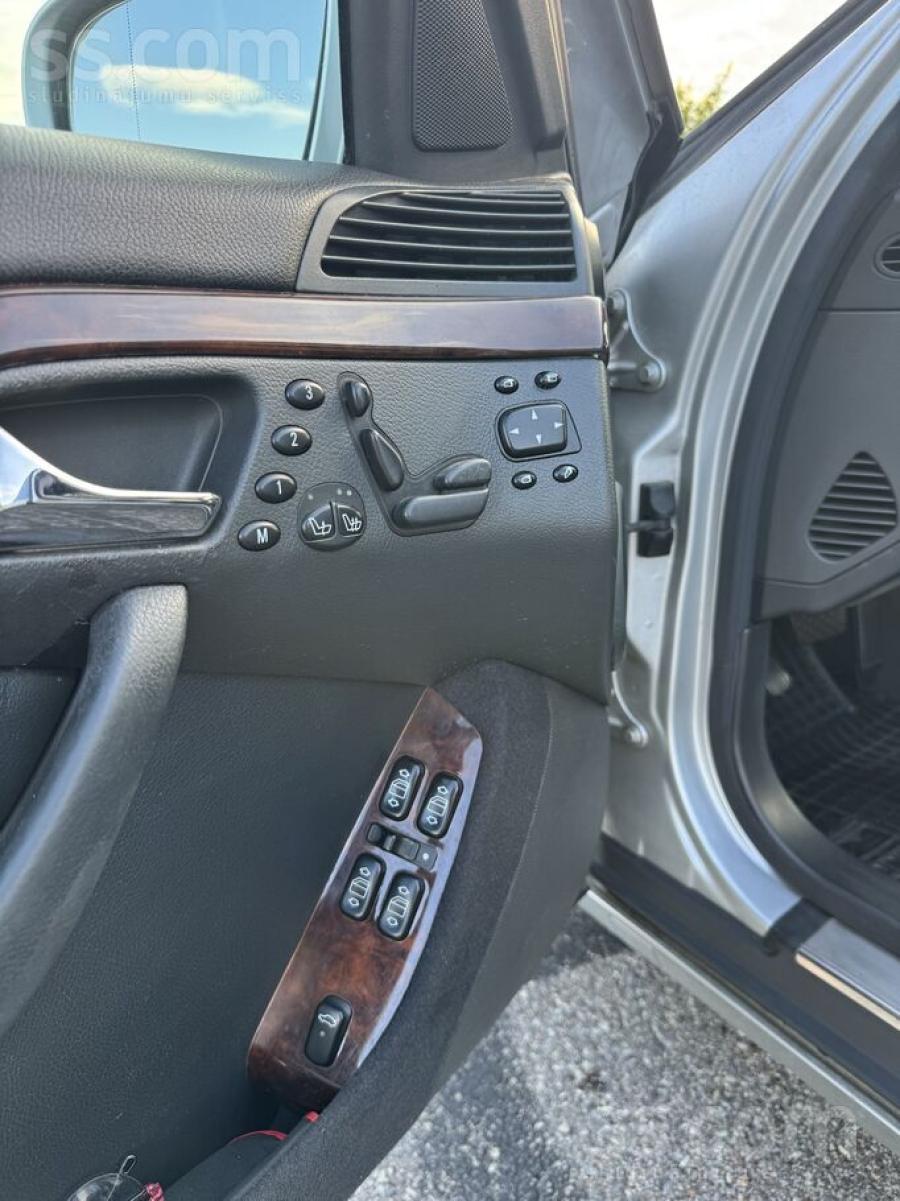 Grey Mercedes-Benz S 320 2001 in Daugavpils, with an engine capacity of 3.20 L and mileage of 307 thousand km for 3950 €, photo 11 on AUTOMOTO.COM.LV