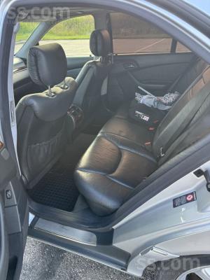 Grey Mercedes-Benz S 320 2001 in Daugavpils, with an engine capacity of 3.20 L and mileage of 307 thousand km for 3950 €, photo 12 on AUTOMOTO.COM.LV