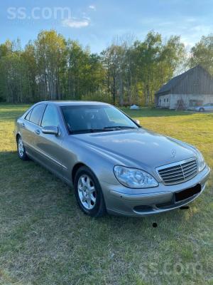 Grey Mercedes-Benz S 320 2002 in Tukums, with an engine capacity of 3.20 L and mileage of 280 thousand km for 2600 €, photo 4 on AUTOMOTO.COM.LV
